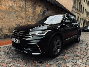 Melns Volkswagen Tiguan 2024 Cēsis, ar dzinēja tilpumu 2.00 L un nobraukumu 0 tūkst. km par 29900 €, foto 32 vietnē AUTOMOTO.COM.LV