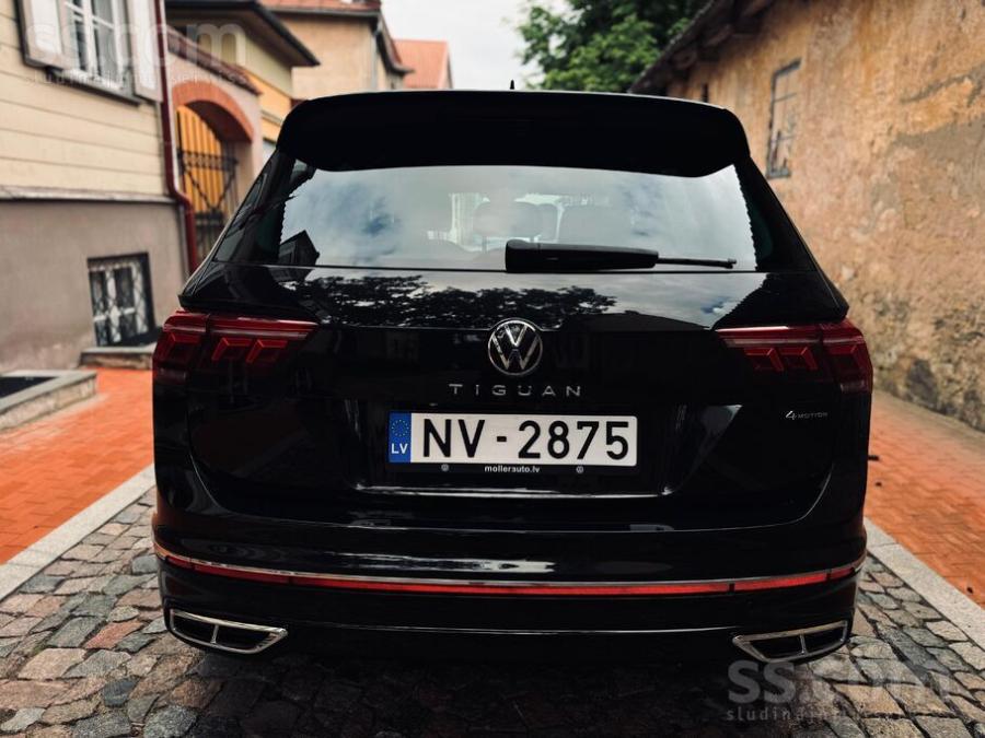 Melns Volkswagen Tiguan 2024 Cēsis, ar dzinēja tilpumu 2.00 L un nobraukumu 0 tūkst. km par 29900 €, foto 34 vietnē AUTOMOTO.COM.LV