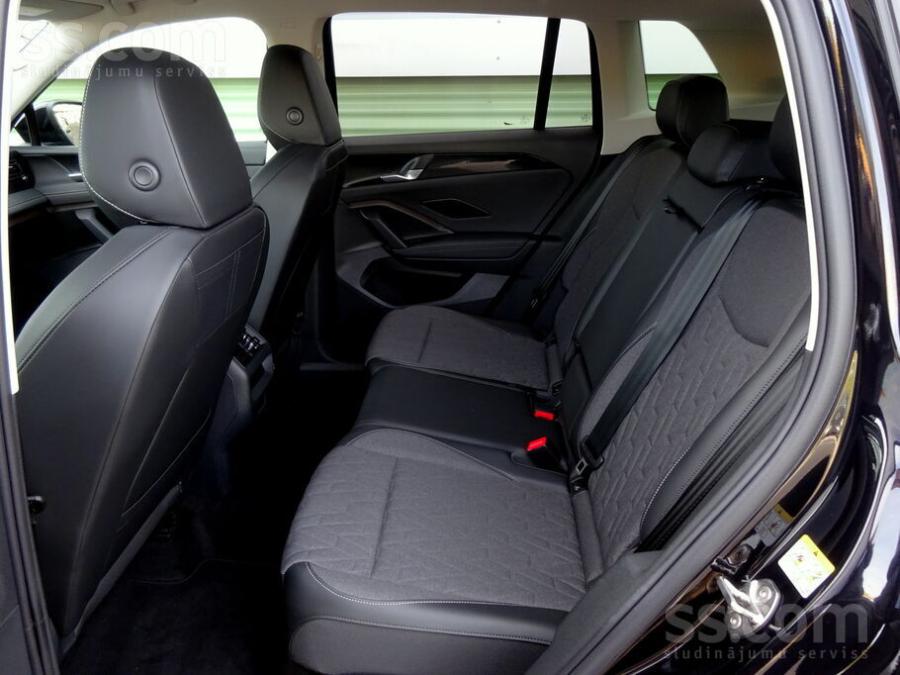 Melns Volkswagen Tiguan 2024 Rīga, ar dzinēja tilpumu 2.00 L un nobraukumu 13 tūkst. km par 35900 €, foto 8 vietnē AUTOMOTO.COM.LV