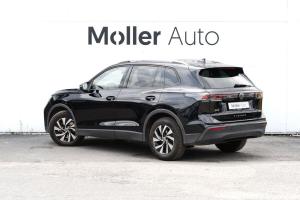 Melns Volkswagen Tiguan 2024 Rīga, ar dzinēja tilpumu 2.00 L un nobraukumu 21 tūkst. km par 32950 €, foto 4 vietnē AUTOMOTO.COM.LV