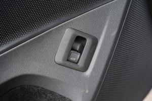 Melns Volkswagen Tiguan 2024 Rīga, ar dzinēja tilpumu 2.00 L un nobraukumu 21 tūkst. km par 32950 €, foto 12 vietnē AUTOMOTO.COM.LV