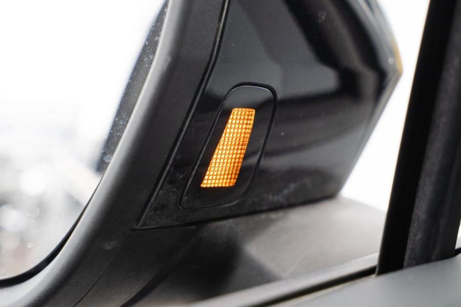 Melns Volkswagen Tiguan 2024 Rīga, ar dzinēja tilpumu 2.00 L un nobraukumu 21 tūkst. km par 32950 €, foto 13 vietnē AUTOMOTO.COM.LV