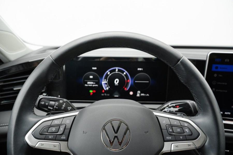 Melns Volkswagen Tiguan 2024 Rīga, ar dzinēja tilpumu 2.00 L un nobraukumu 21 tūkst. km par 32950 €, foto 19 vietnē AUTOMOTO.COM.LV