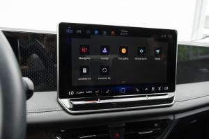 Melns Volkswagen Tiguan 2024 Rīga, ar dzinēja tilpumu 2.00 L un nobraukumu 21 tūkst. km par 32950 €, foto 25 vietnē AUTOMOTO.COM.LV
