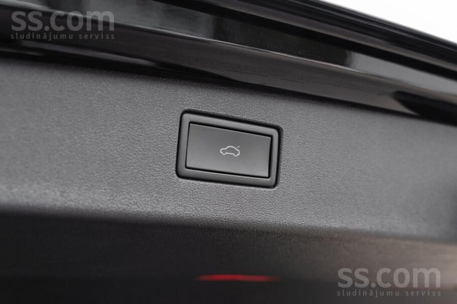 Black Volkswagen Tiguan 2024 in Riga, with an engine capacity of 1.50 L and mileage of 46 thousand km for 30900 €, photo 11 on AUTOMOTO.COM.LV