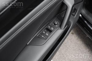 Black Volkswagen Tiguan 2024 in Riga, with an engine capacity of 1.50 L and mileage of 46 thousand km for 30900 €, photo 12 on AUTOMOTO.COM.LV