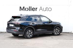Melns Volkswagen Tiguan 2024 Rīga, ar dzinēja tilpumu 1.50 L un nobraukumu 68 tūkst. km par 29900 €, foto 5 vietnē AUTOMOTO.COM.LV