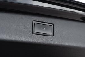Melns Volkswagen Tiguan 2024 Rīga, ar dzinēja tilpumu 1.50 L un nobraukumu 68 tūkst. km par 29900 €, foto 11 vietnē AUTOMOTO.COM.LV