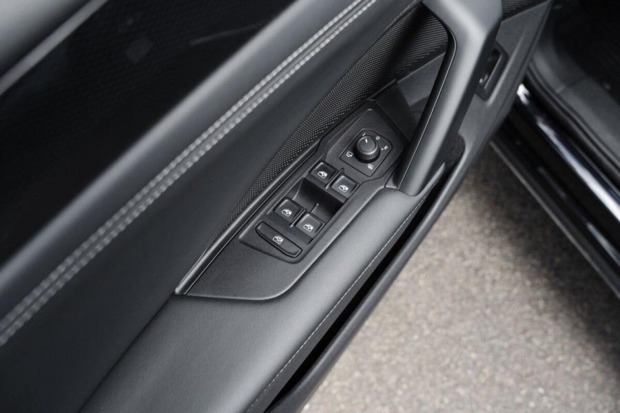 Melns Volkswagen Tiguan 2024 Rīga, ar dzinēja tilpumu 1.50 L un nobraukumu 68 tūkst. km par 29900 €, foto 12 vietnē AUTOMOTO.COM.LV