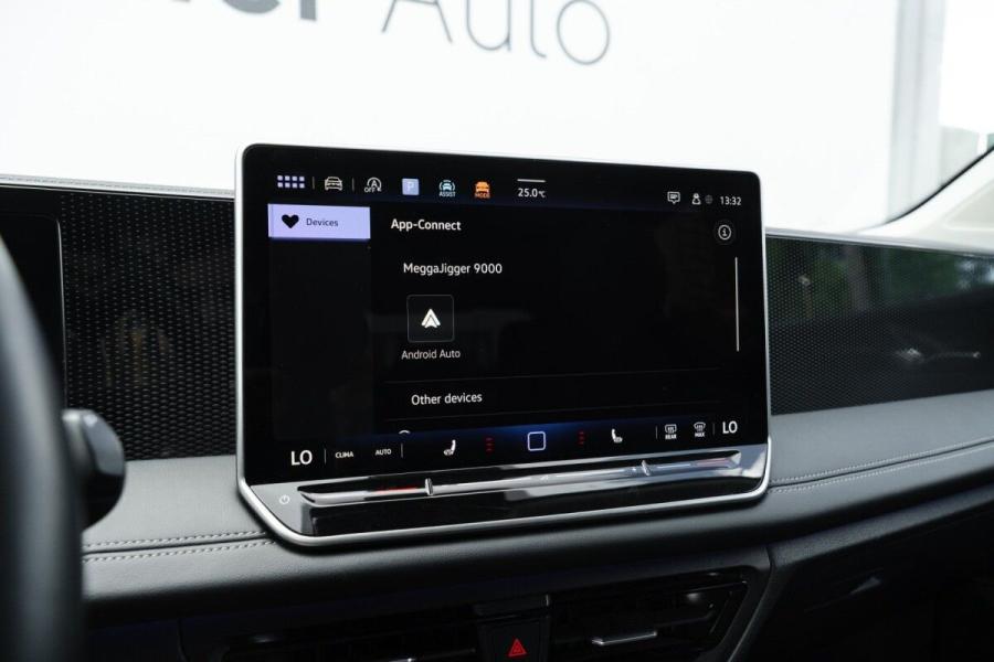 Melns Volkswagen Tiguan 2024 Rīga, ar dzinēja tilpumu 1.50 L un nobraukumu 68 tūkst. km par 29900 €, foto 28 vietnē AUTOMOTO.COM.LV