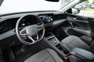 Melns Volkswagen Tiguan 2024 Rīga, ar dzinēja tilpumu 1.50 L un nobraukumu 68 tūkst. km par 29900 €, foto 32 vietnē AUTOMOTO.COM.LV