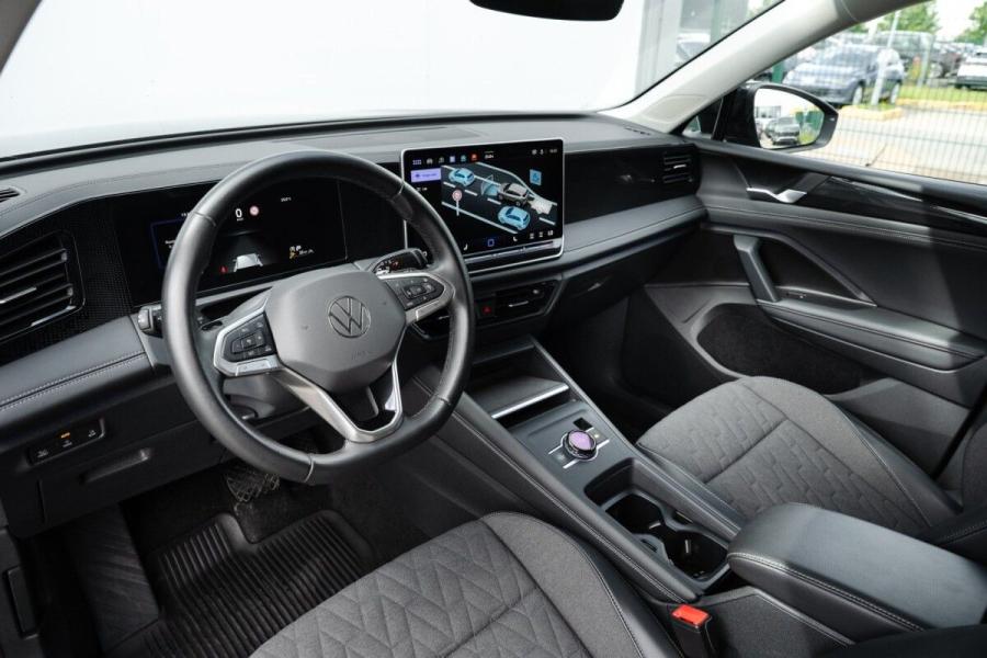 Melns Volkswagen Tiguan 2024 Rīga, ar dzinēja tilpumu 1.50 L un nobraukumu 68 tūkst. km par 29900 €, foto 32 vietnē AUTOMOTO.COM.LV