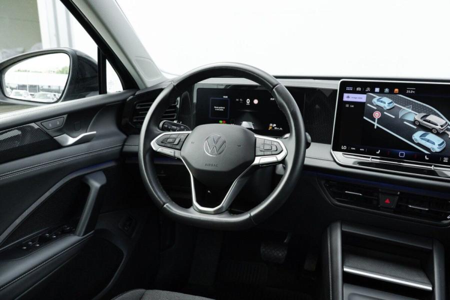 Melns Volkswagen Tiguan 2024 Rīga, ar dzinēja tilpumu 1.50 L un nobraukumu 68 tūkst. km par 29900 €, foto 33 vietnē AUTOMOTO.COM.LV