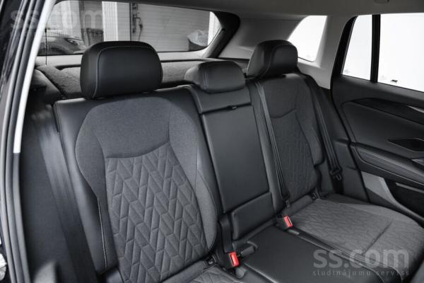 Black Volkswagen Tiguan 2024 in Riga, with an engine capacity of 1.50 L and mileage of 68 thousand km for 29900 €, photo 7 on AUTOMOTO.COM.LV