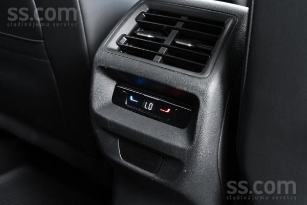 Black Volkswagen Tiguan 2024 in Riga, with an engine capacity of 1.50 L and mileage of 68 thousand km for 29900 €, photo 8 on AUTOMOTO.COM.LV