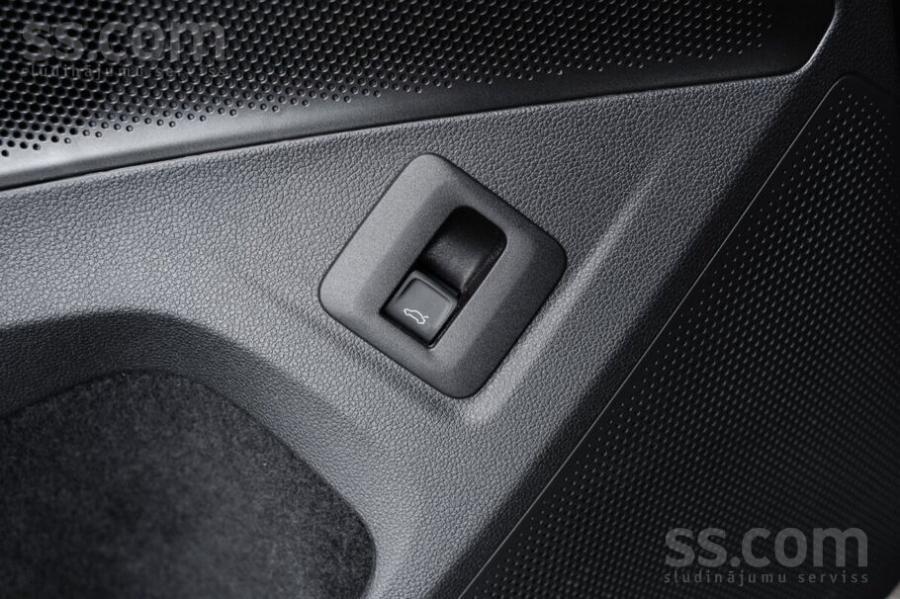 Melns Volkswagen Tiguan 2024 Rīga, ar dzinēja tilpumu 1.50 L un nobraukumu 68 tūkst. km par 29900 €, foto 13 vietnē AUTOMOTO.COM.LV