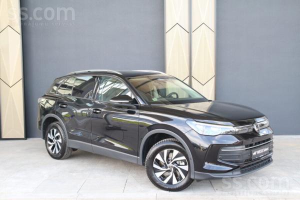 Melns Volkswagen Tiguan 2024 Rīga, ar dzinēja tilpumu 1.50 L un nobraukumu 17 tūkst. km par 34900 €, foto 2 vietnē AUTOMOTO.COM.LV
