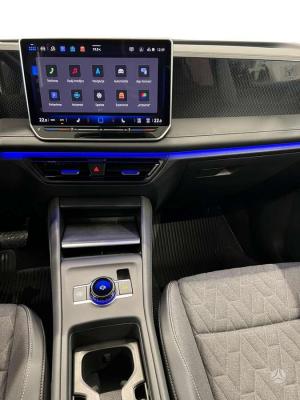 Melns Volkswagen Tiguan 2024 Kauņa, ar dzinēja tilpumu 1.50 L un nobraukumu 0 tūkst. km par 29600 €, foto 11 vietnē AUTOMOTO.COM.LV