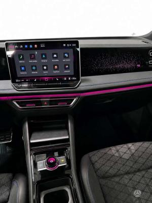 Black Volkswagen Tiguan 2024 in Kaunas, with an engine capacity of 1.50 L and mileage of 34 thousand km for 39500 €, photo 11 on AUTOMOTO.COM.LV