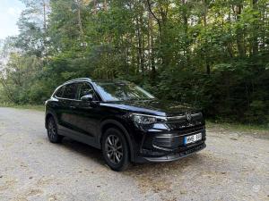 Black Volkswagen Tiguan 2024 in Vilnius, with an engine capacity of 1.50 L and mileage of 47 thousand km for 28500 €, photo 8 on AUTOMOTO.COM.LV