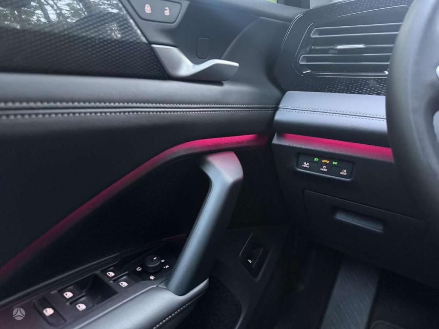 Black Volkswagen Tiguan 2024 in Vilnius, with an engine capacity of 1.50 L and mileage of 47 thousand km for 28500 €, photo 22 on AUTOMOTO.COM.LV