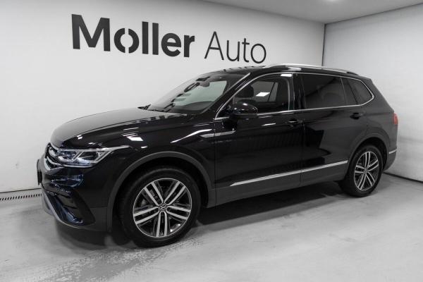 Black Volkswagen Tiguan 2024 in Vilnius, with an engine capacity of 2.00 L and mileage of 25 thousand km for 30950 €, photo 3 on AUTOMOTO.COM.LV