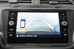 Black Volkswagen Tiguan 2024 in Vilnius, with an engine capacity of 2.00 L and mileage of 25 thousand km for 30950 €, photo 16 on AUTOMOTO.COM.LV