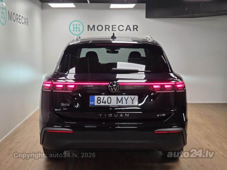 Melns Volkswagen Tiguan 2024 Tallina, ar dzinēja tilpumu 1.50 L un nobraukumu 34 tūkst. km par 30900 €, foto 6 vietnē AUTOMOTO.COM.LV