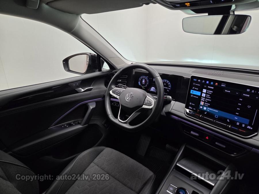 Melns Volkswagen Tiguan 2024 Tallina, ar dzinēja tilpumu 1.50 L un nobraukumu 34 tūkst. km par 30900 €, foto 13 vietnē AUTOMOTO.COM.LV