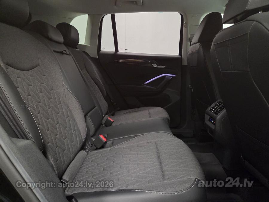 Melns Volkswagen Tiguan 2024 Tallina, ar dzinēja tilpumu 1.50 L un nobraukumu 34 tūkst. km par 30900 €, foto 19 vietnē AUTOMOTO.COM.LV