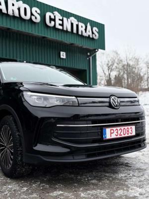 Black Volkswagen Tiguan 2025 in Klaipeda, with an engine capacity of 1.97 L and mileage of 18 thousand km for 38000 €, photo 3 on AUTOMOTO.COM.LV