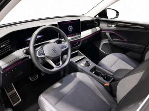Melns Volkswagen Tiguan 2025 Kauņa, ar dzinēja tilpumu 1.50 L un nobraukumu 24 tūkst. km par 27800 €, foto 4 vietnē AUTOMOTO.COM.LV