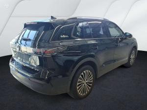 Melns Volkswagen Tiguan 2025 Viļņa, ar dzinēja tilpumu 1.50 L un nobraukumu 20 tūkst. km par 29500 €, foto 3 vietnē AUTOMOTO.COM.LV