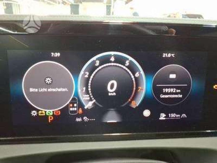 Black Volkswagen Tiguan 2025 in Vilnius, with an engine capacity of 1.50 L and mileage of 20 thousand km for 29300 €, photo 8 on AUTOMOTO.COM.LV