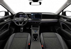 Black Volkswagen Tiguan 2025 in Kaunas, with an engine capacity of 1.50 L and mileage of 26 thousand km for 28800 €, photo 6 on AUTOMOTO.COM.LV