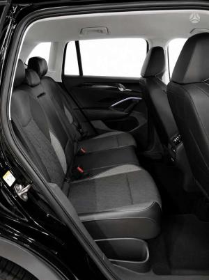 Black Volkswagen Tiguan 2025 in Kaunas, with an engine capacity of 1.50 L and mileage of 26 thousand km for 28800 €, photo 8 on AUTOMOTO.COM.LV
