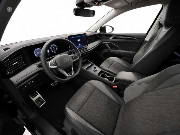 Black Volkswagen Tiguan 2025 in Kaunas, with an engine capacity of 1.50 L and mileage of 26 thousand km for 28800 €, photo 9 on AUTOMOTO.COM.LV
