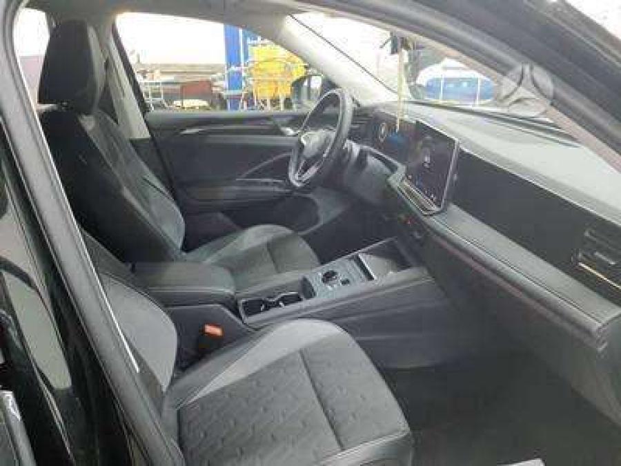 Melns Volkswagen Tiguan 2025 Viļņa, ar dzinēja tilpumu 1.50 L un nobraukumu 28 tūkst. km par 28400 €, foto 5 vietnē AUTOMOTO.COM.LV