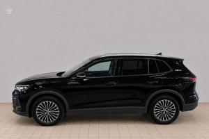 Melns Volkswagen Tiguan 2025 Kauņa, ar dzinēja tilpumu 1.50 L un nobraukumu 24 tūkst. km par 28200 €, foto 3 vietnē AUTOMOTO.COM.LV