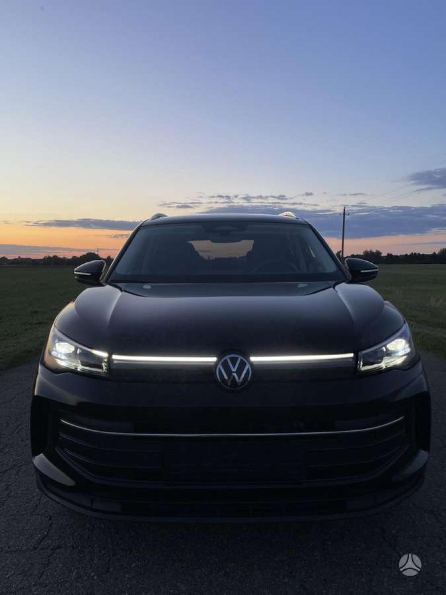 Black Volkswagen Tiguan 2025 in Vilkaviskis, with an engine capacity of 1.97 L and mileage of 60 thousand km for 29600 €, photo 15 on AUTOMOTO.COM.LV