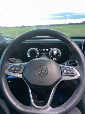 Black Volkswagen Tiguan 2025 in Vilkaviskis, with an engine capacity of 1.97 L and mileage of 60 thousand km for 29600 €, photo 20 on AUTOMOTO.COM.LV