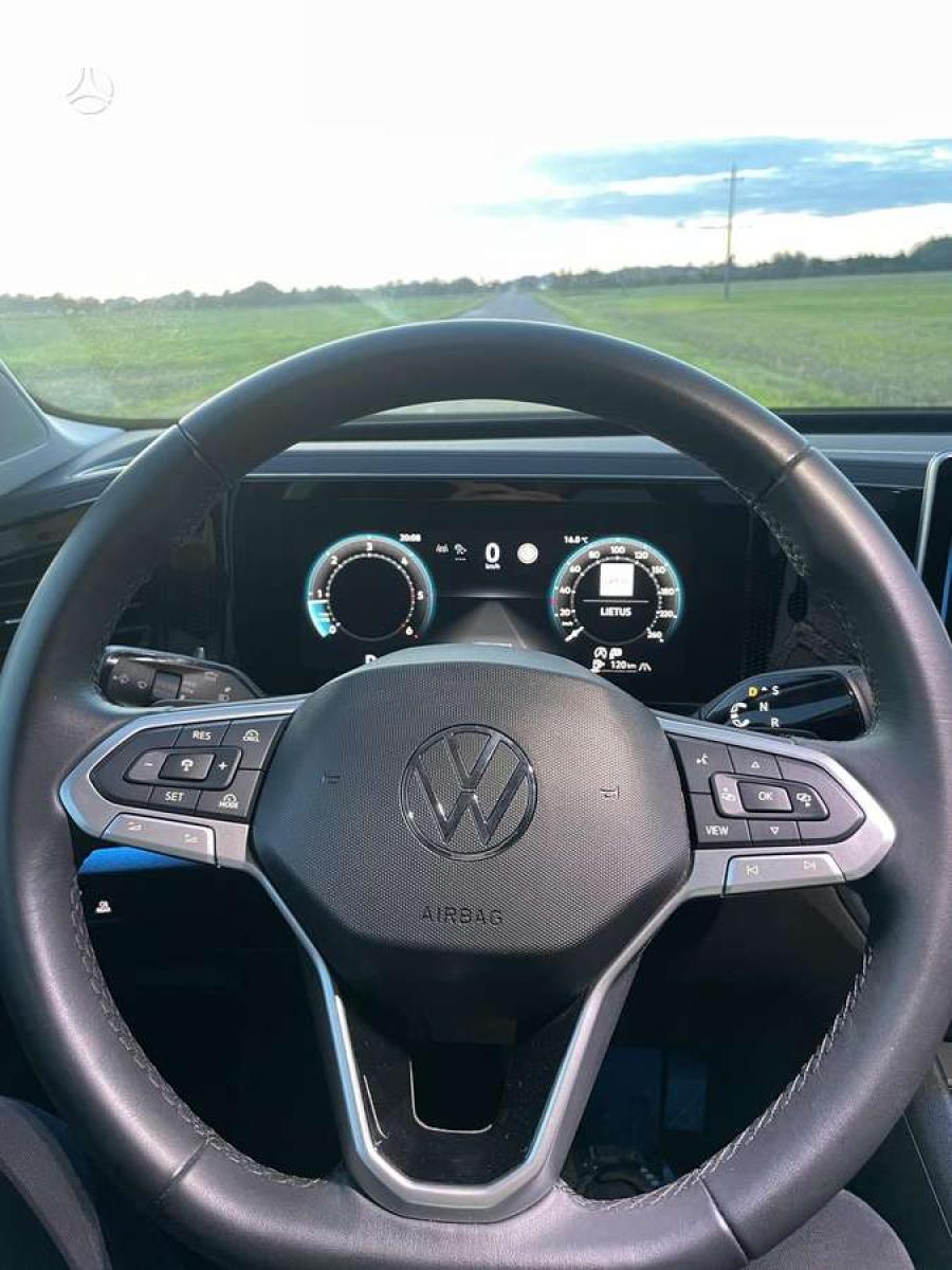 Black Volkswagen Tiguan 2025 in Vilkaviskis, with an engine capacity of 1.97 L and mileage of 60 thousand km for 29600 €, photo 20 on AUTOMOTO.COM.LV
