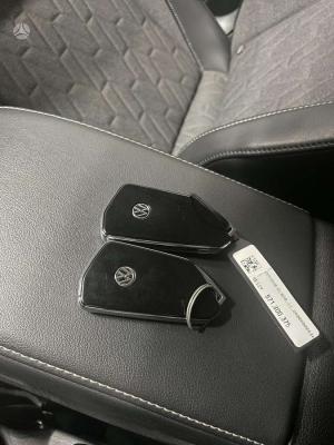 Black Volkswagen Tiguan 2025 in Vilkaviskis, with an engine capacity of 1.97 L and mileage of 60 thousand km for 29600 €, photo 34 on AUTOMOTO.COM.LV