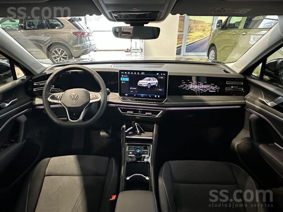 Melns Volkswagen Tiguan 2026 Valmiera, ar dzinēja tilpumu 2.00 L un nobraukumu 0 tūkst. km par 44550 €, foto 8 vietnē AUTOMOTO.COM.LV