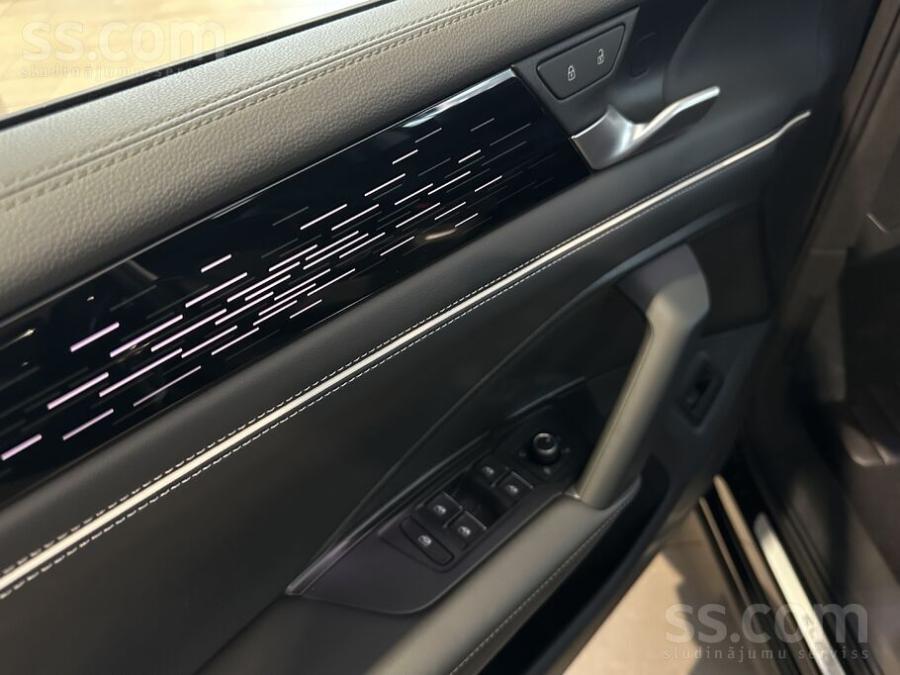 Melns Volkswagen Tiguan 2026 Valmiera, ar dzinēja tilpumu 2.00 L un nobraukumu 0 tūkst. km par 44550 €, foto 16 vietnē AUTOMOTO.COM.LV