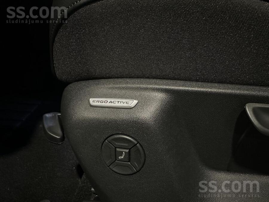 Melns Volkswagen Tiguan 2026 Valmiera, ar dzinēja tilpumu 2.00 L un nobraukumu 0 tūkst. km par 44550 €, foto 20 vietnē AUTOMOTO.COM.LV