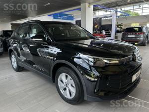 Черный Фольксваген Тигуан 2026 в Валмиера, объемом двигателя 1.50 л и пробегом 0 тыс. км за 34270 €, фото 3 на AUTOMOTO.COM.LV