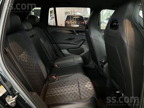 Black Volkswagen Tiguan 2026 in Valmiera, with an engine capacity of 2.00 L and mileage of 0 thousand km for 49090 €, photo 10 on AUTOMOTO.COM.LV