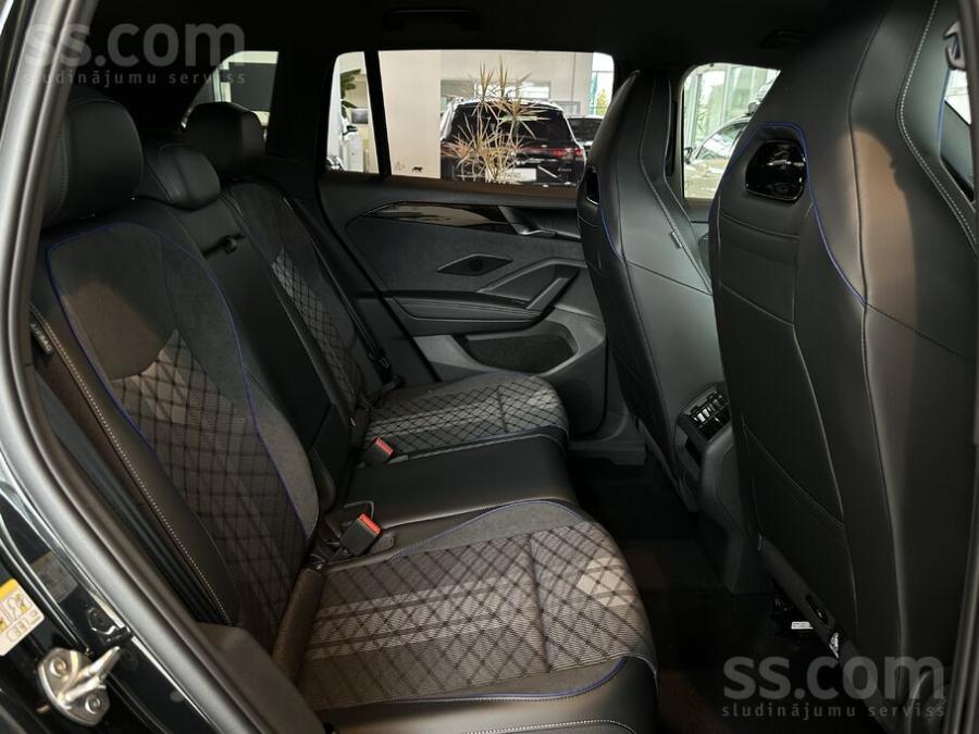 Melns Volkswagen Tiguan 2026 Valmiera, ar dzinēja tilpumu 2.00 L un nobraukumu 0 tūkst. km par 49090 €, foto 10 vietnē AUTOMOTO.COM.LV