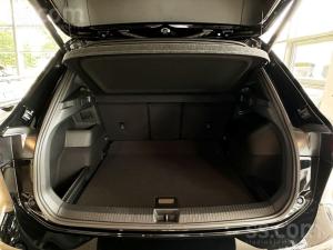 Melns Volkswagen Tiguan 2026 Valmiera, ar dzinēja tilpumu 2.00 L un nobraukumu 0 tūkst. km par 49090 €, foto 12 vietnē AUTOMOTO.COM.LV